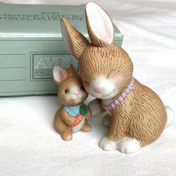Avon | Accents | Vintage 99 Avon Mothers Love Bunny Porcelain Figurine ...